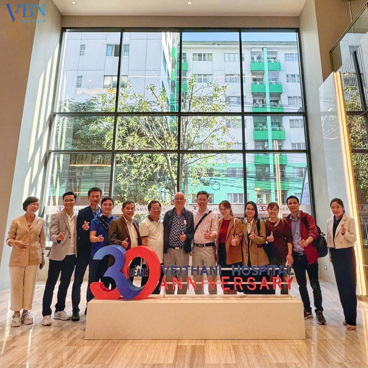 VBN Group trao đổi kinh nghiệm chuyên môn tại bệnh viện 5 sao Thái Lan
